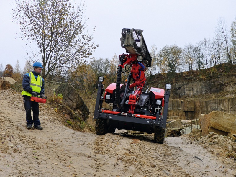 Sandvik top hammer drill rig Commando DC130Ri - compact versatility ...