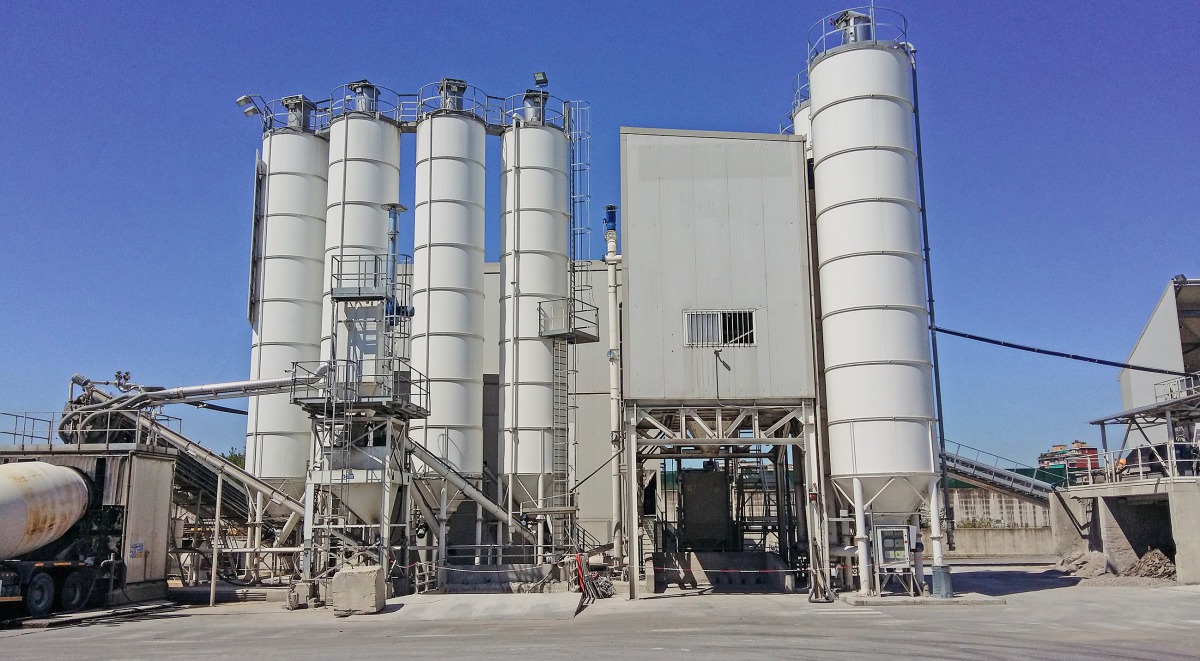 Silo venting and dust collection with the new SILOTOP® Zero from WAM ...