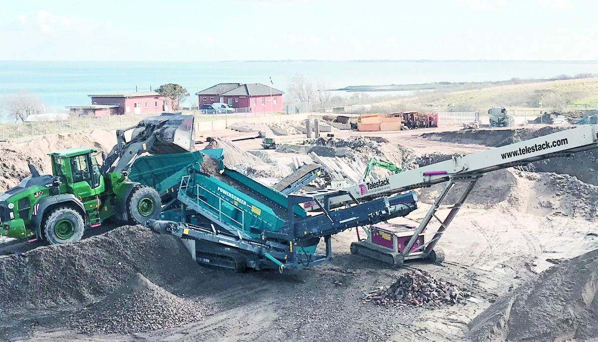 Powerscreen Warrior 1800 replaces competition system - Mineral Processing