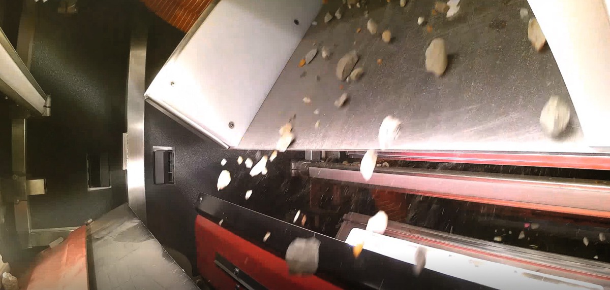 New freefall sorting installation for sorting waste materials - Mineral ...