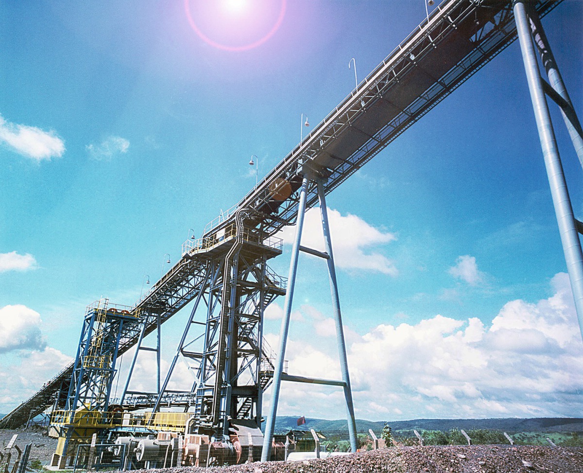 Economic and energy-efficient bulk material transportation - Mineral ...