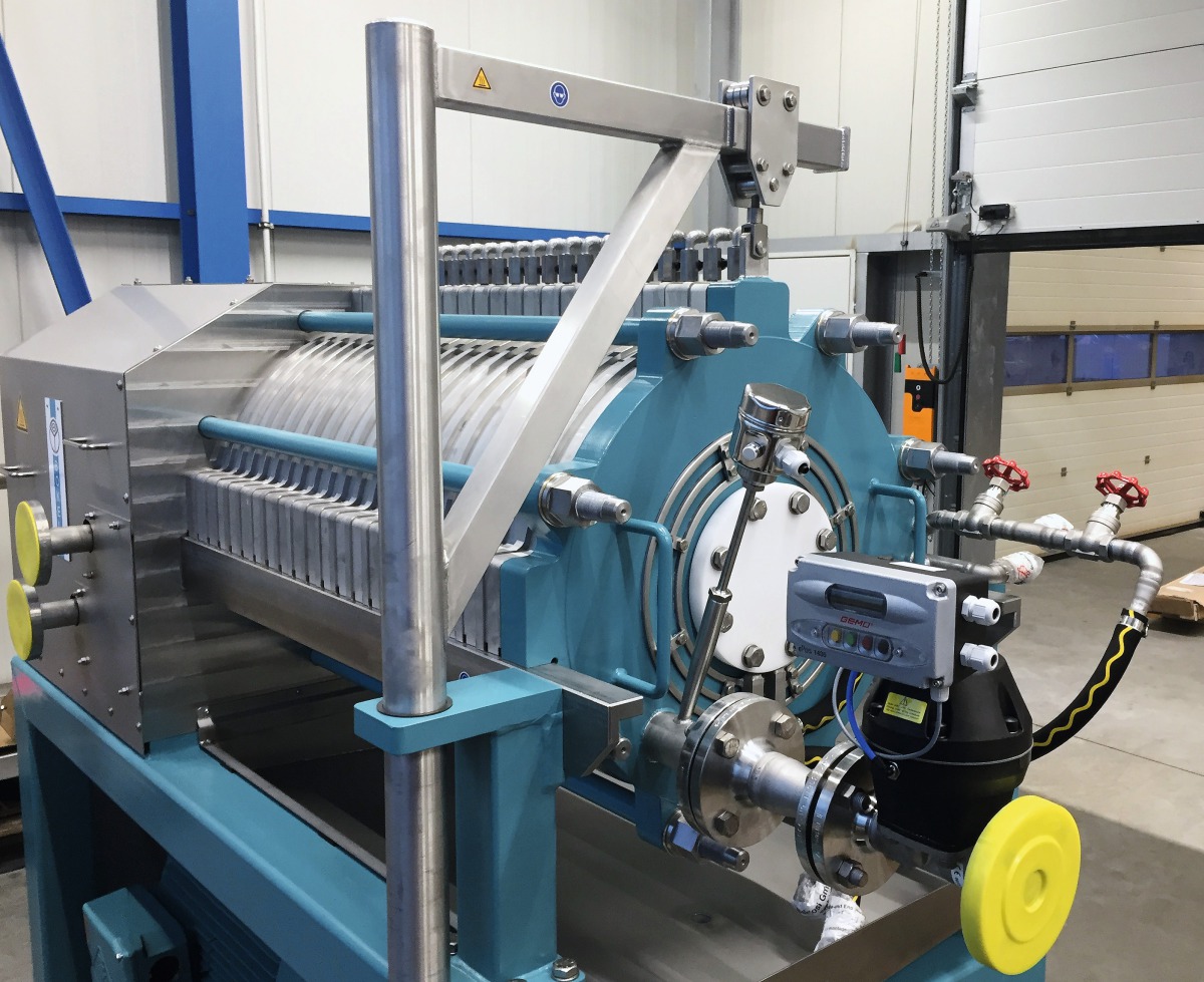 Filtering pigments and fillers gently but thoroughly - Mineral Processing