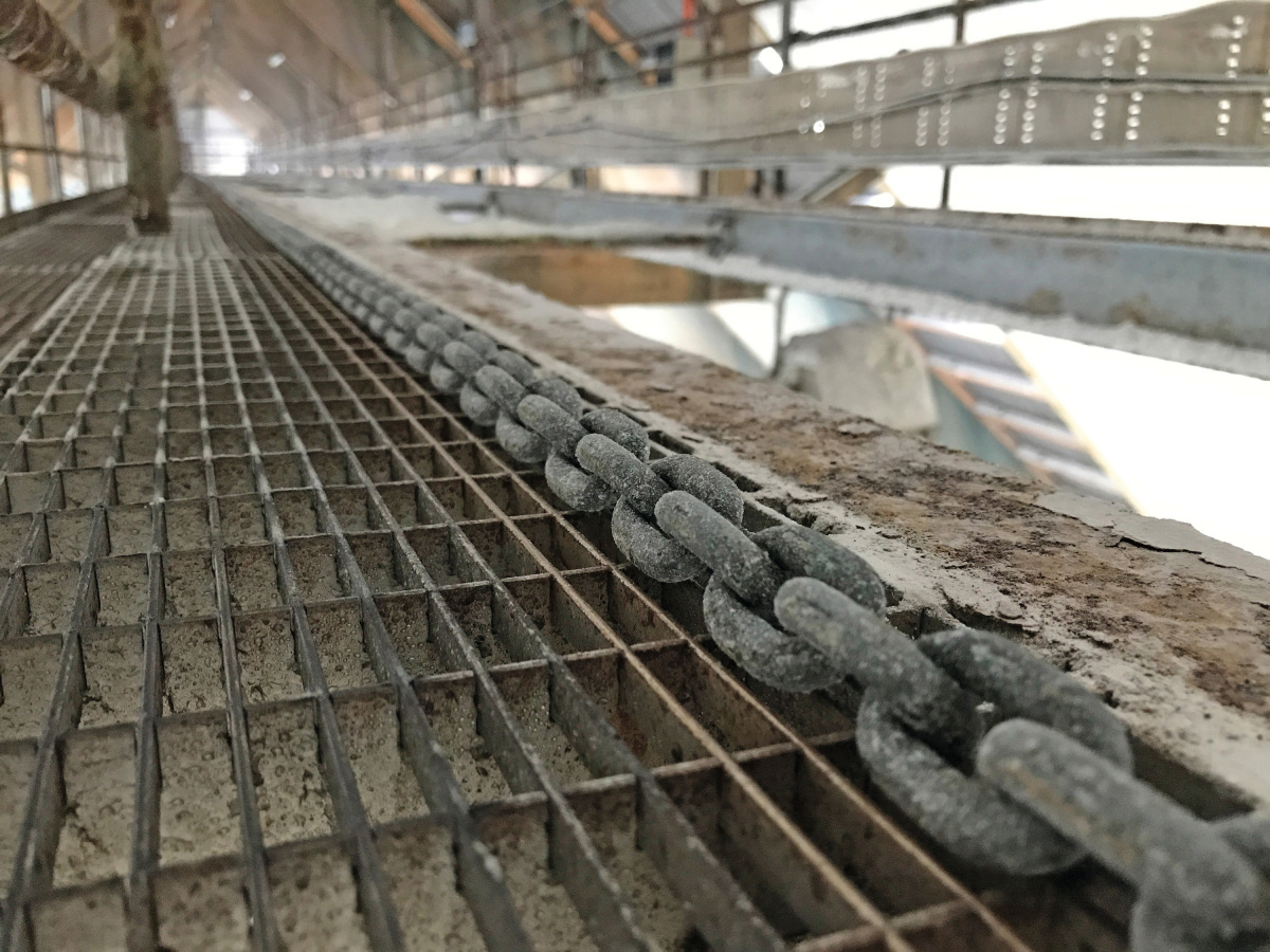 Trouble-free hall loading with Tecdos drive technology from RUD ...