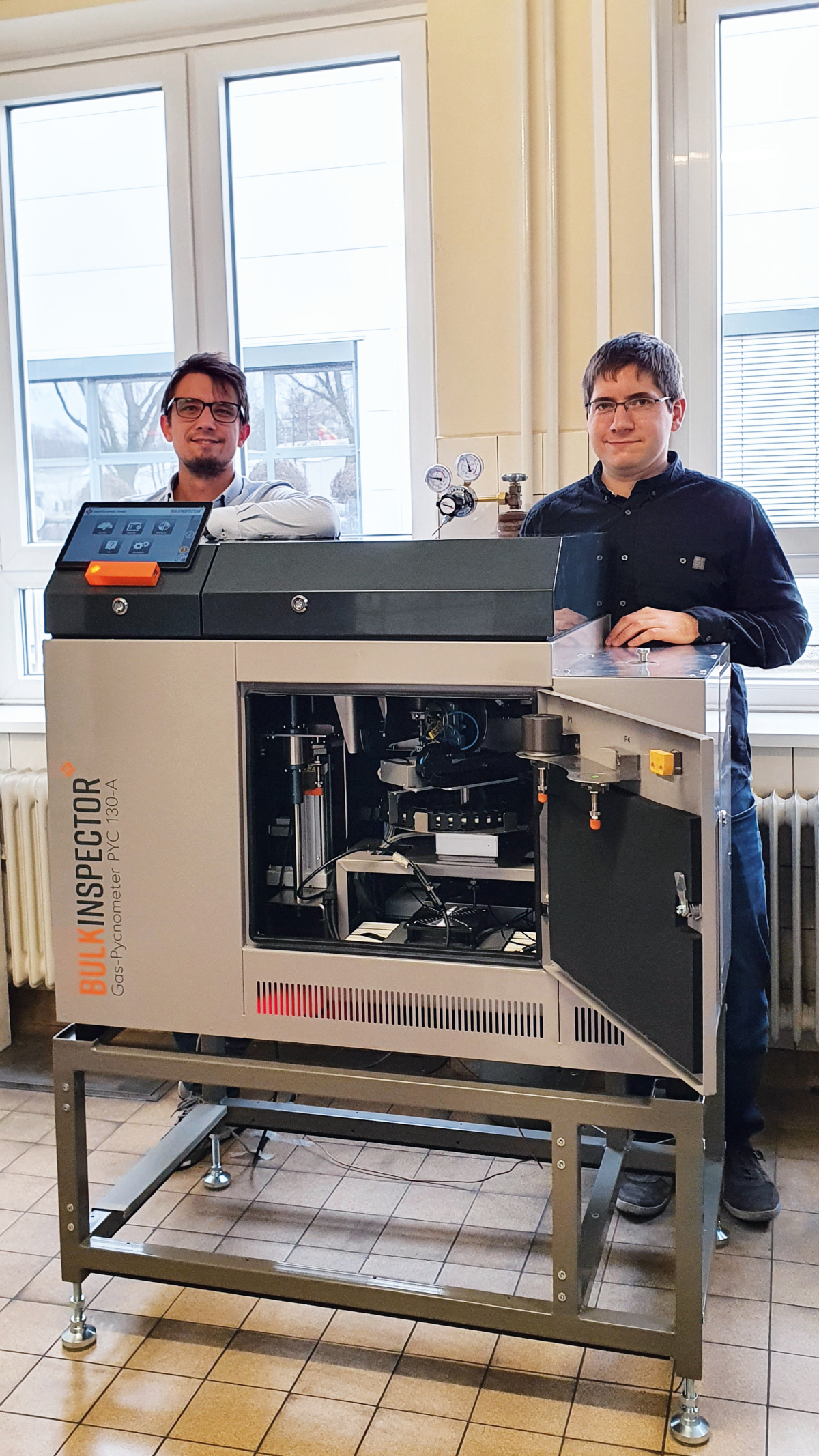 Newly developed PYC 130-A automatic gas pycnometer - Mineral Processing