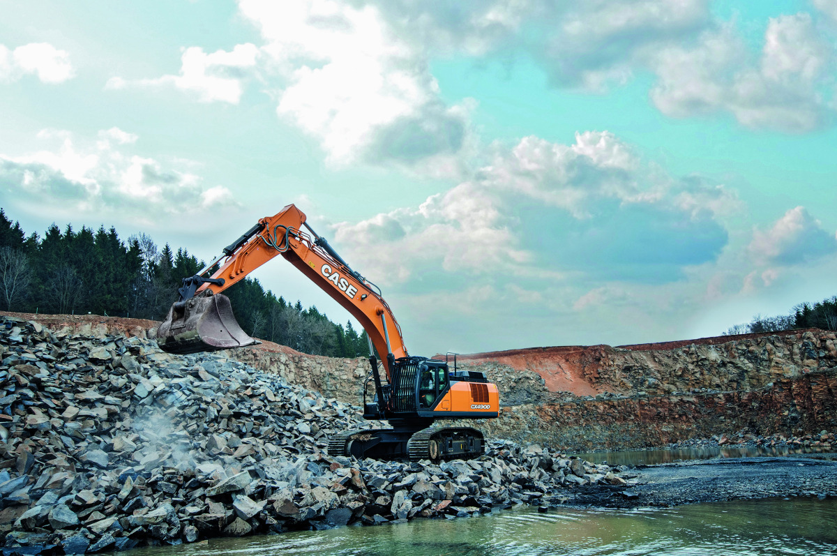 CASE Construction Equipment - AT Minerals