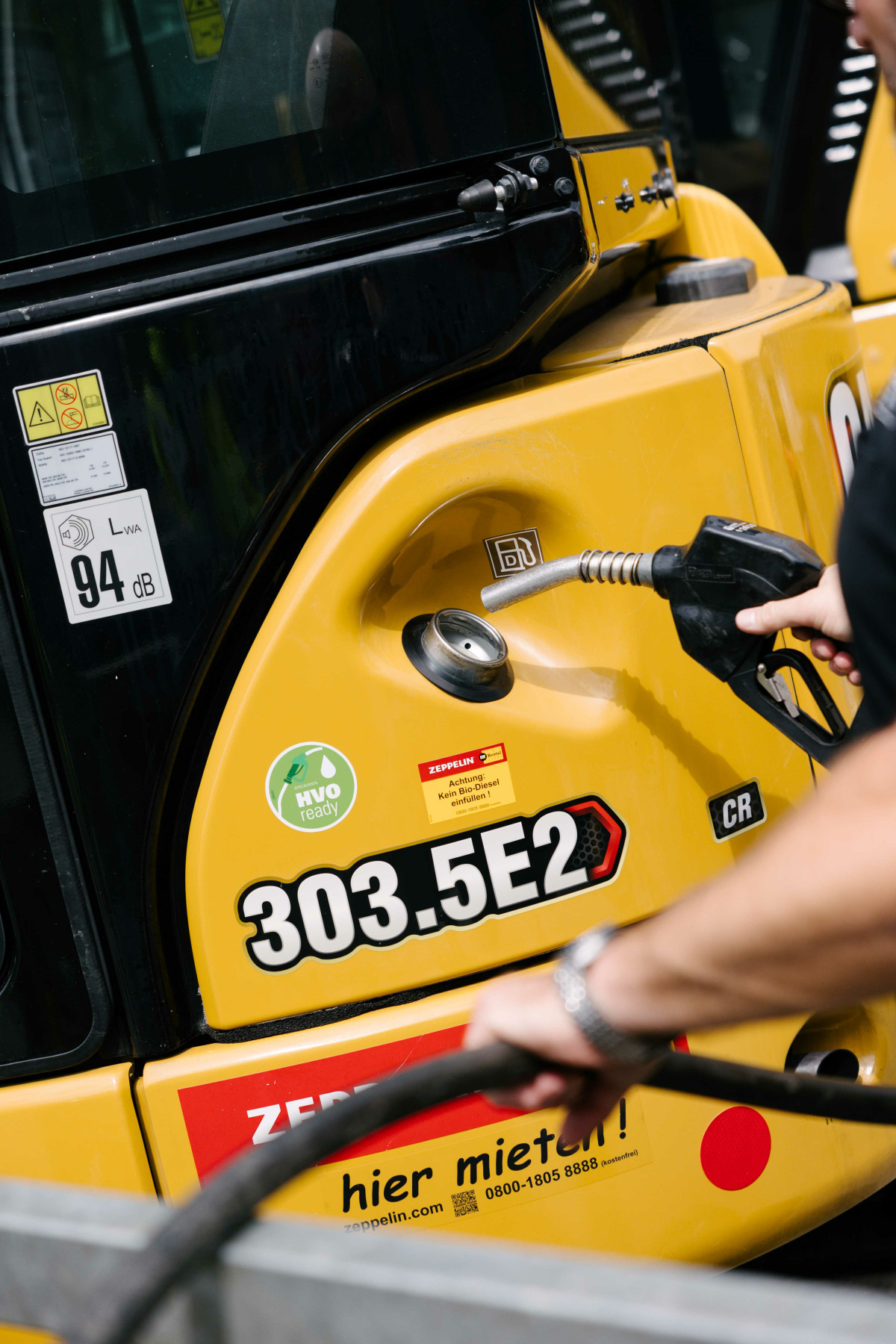 Zeppelin Baumaschinen und Zeppelin Rental auf der NordBau - AT Minerals