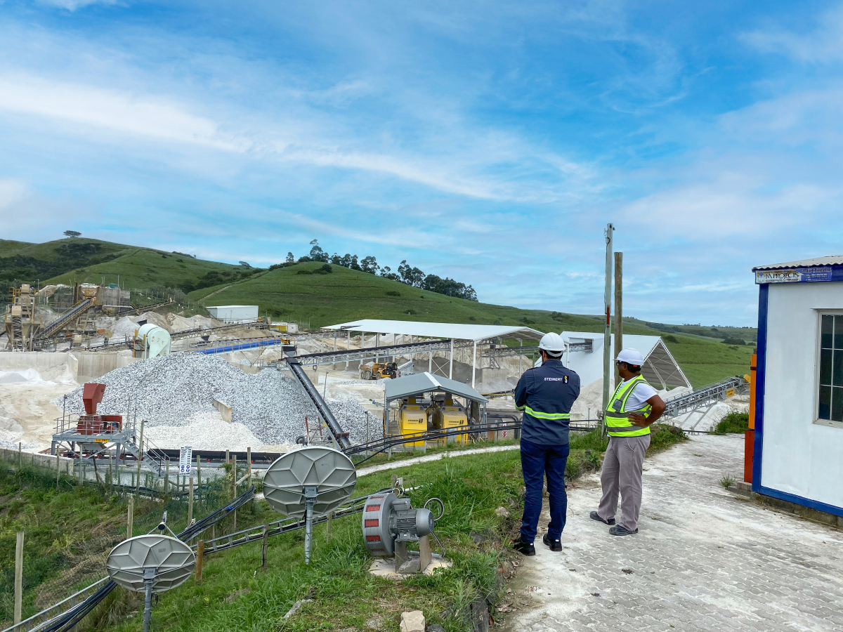 How sensor-based sorting technology makes mining profitable in line ...