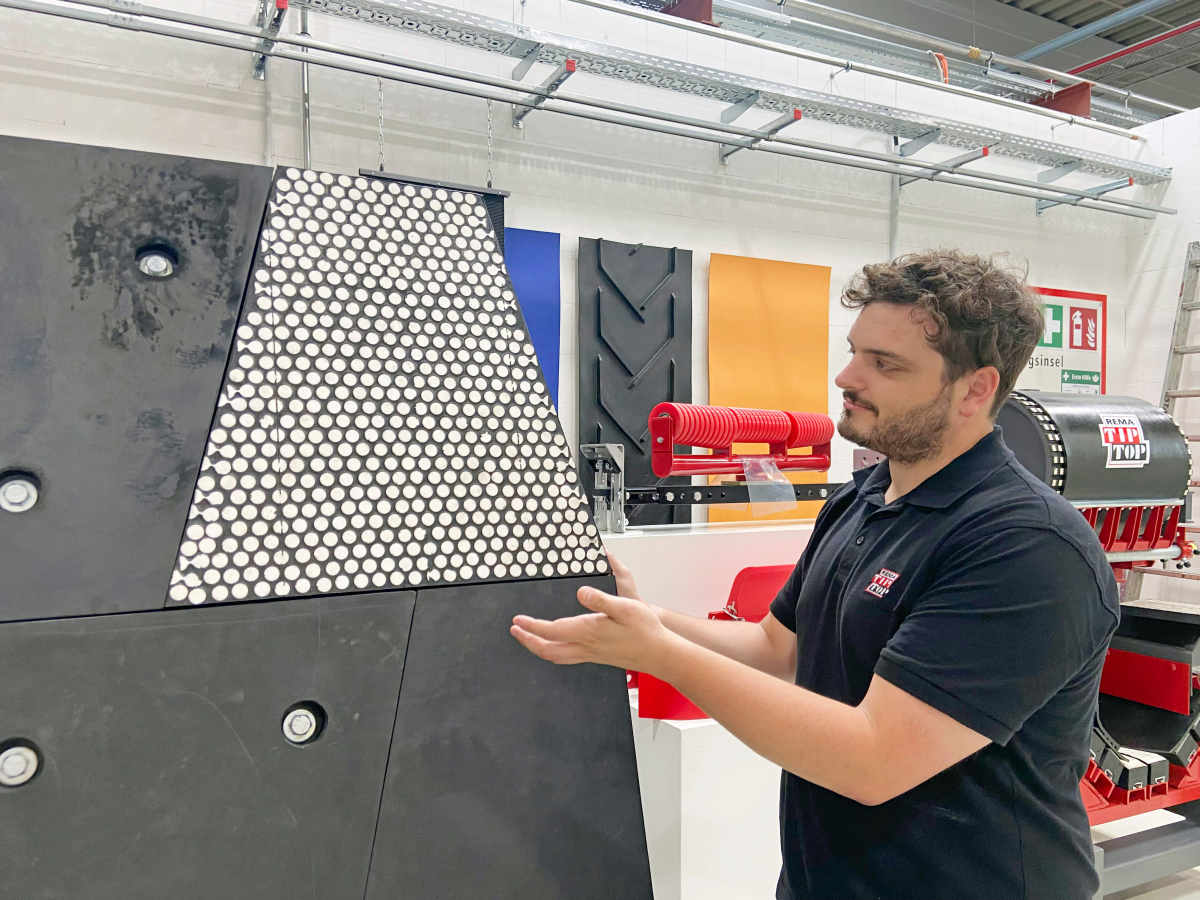 Wear protection in conveyor systems - AT Minerals