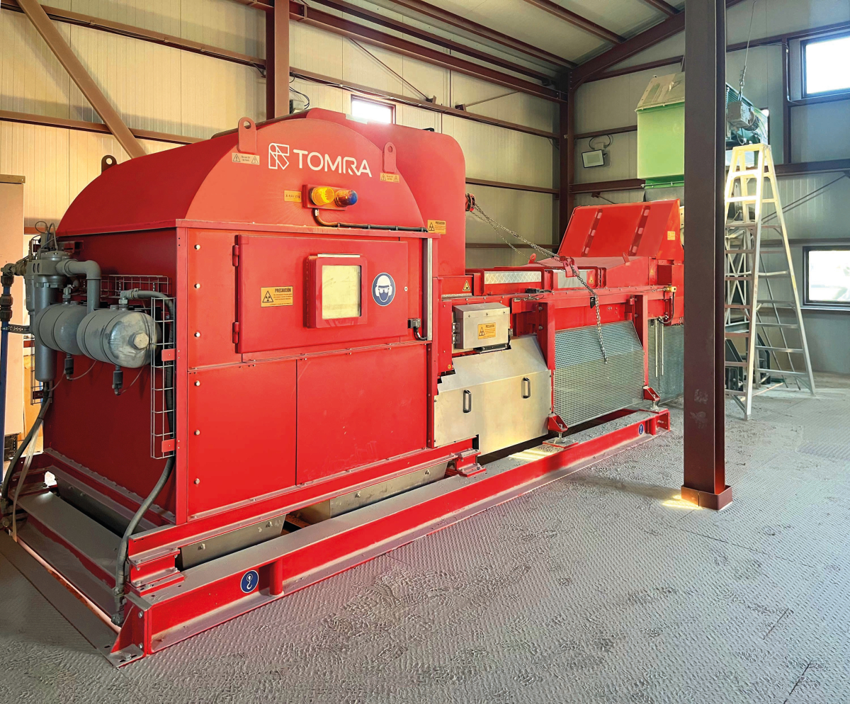 Feeding in the processing plant at the Saloro tungsten mine - AT Minerals