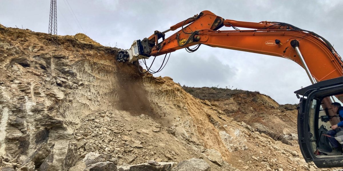 TF Drum Cutters for rock wall profiling and quarrying - AT Minerals