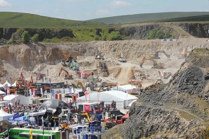 Hillhead makes the connected site and autonomy real for all - AT Minerals