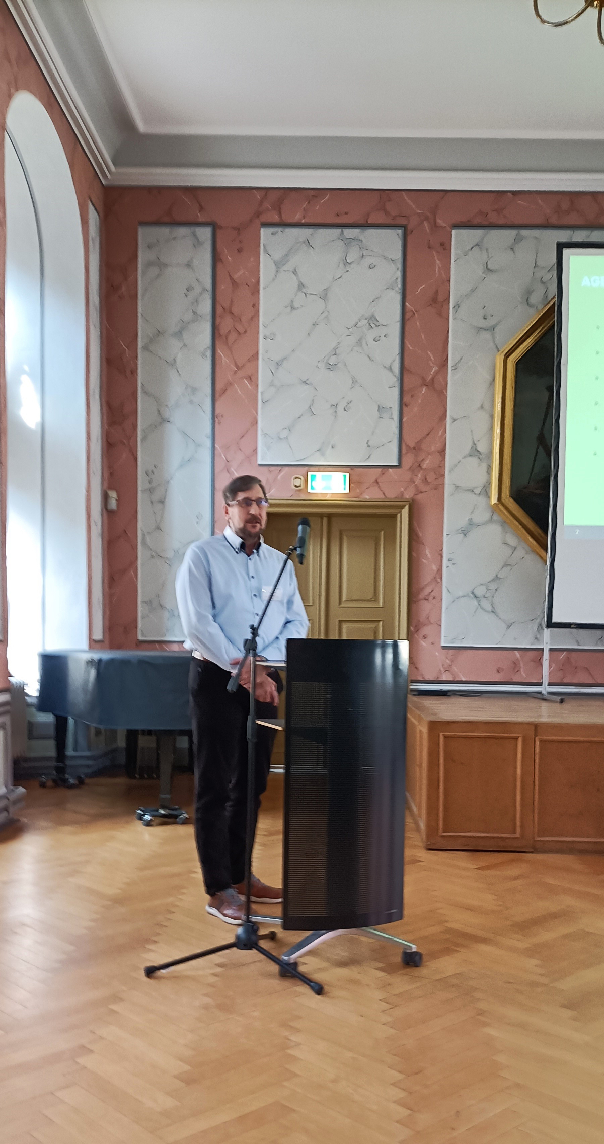 Symposium for mineral processing technology in Freiberg/Saxony - AT ...