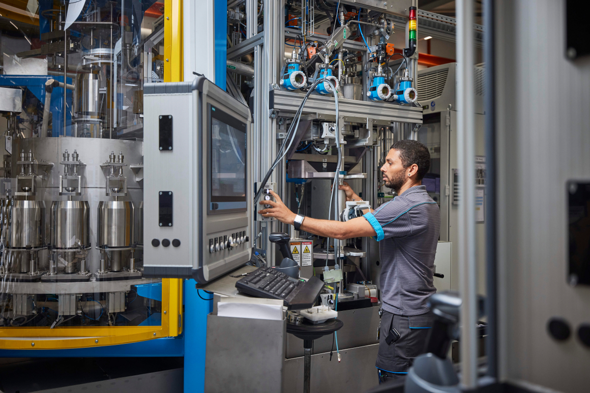 30 years of accredited calibrations at Endress+Hauser Flow - AT Minerals