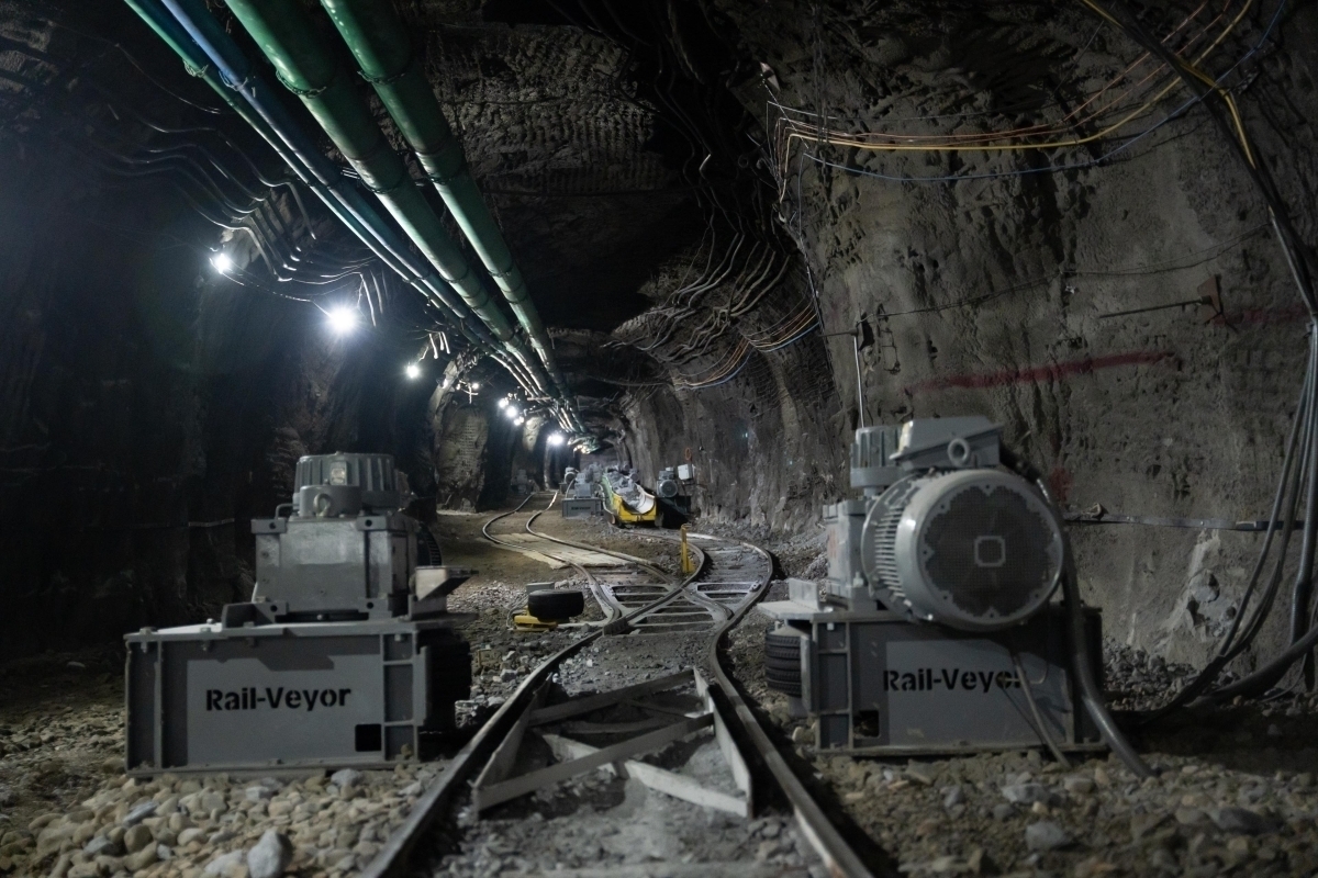 Ivanhoe Electric selects Railveyor as preferred haulage solution for new US copper project - AT ...